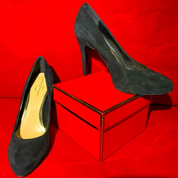 Jessica Simpson | Shoes | Jessica Simpsons Classic Black Suede Pumps ...